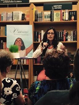 Debuta el libro Victorious, My Story as a Cancer Survivor - Perspectiva ...